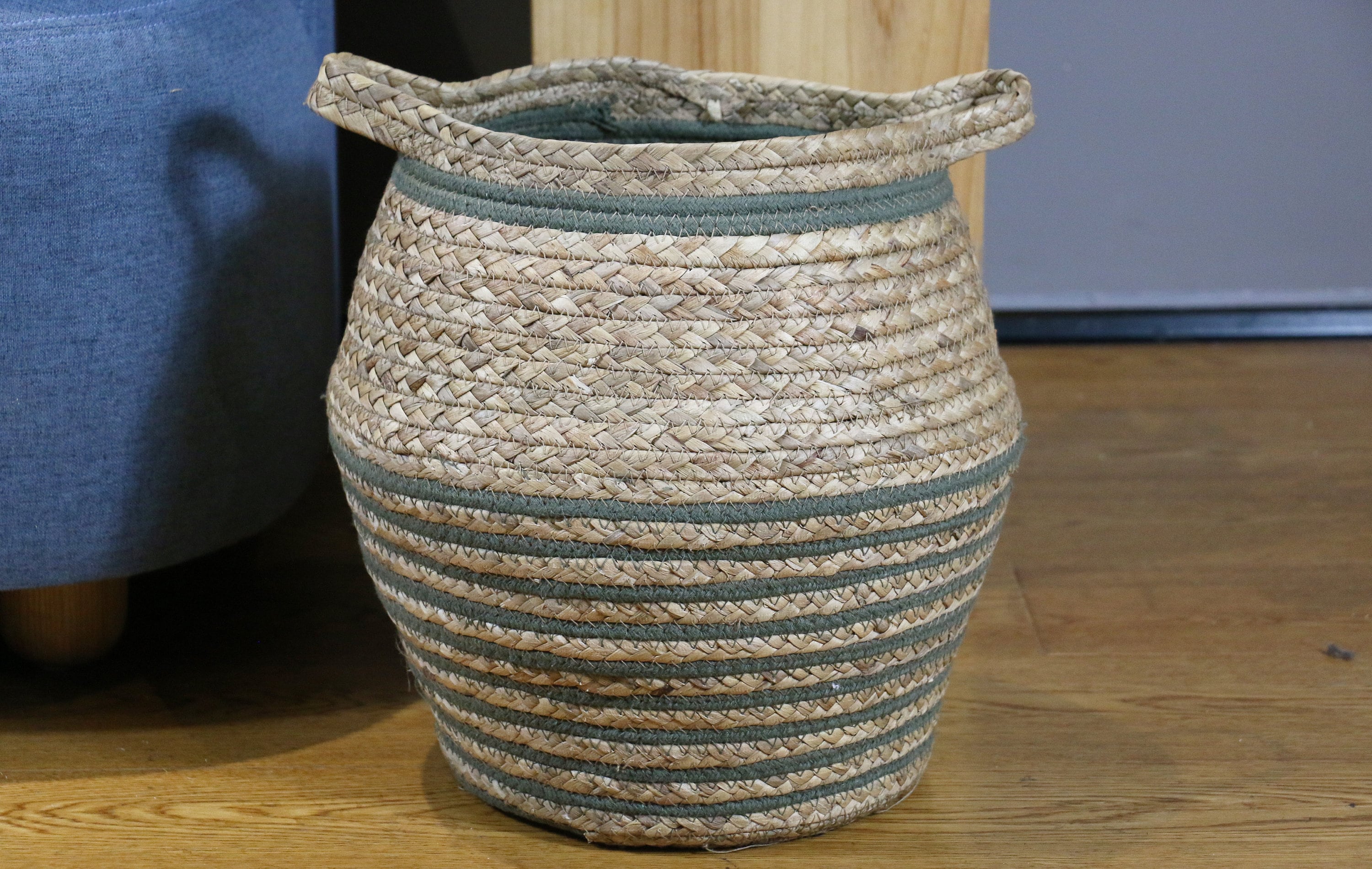 Chic hand-woven natural straw basket with handles foldable | Etsy