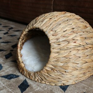 Rustic Straw Cat House Water Hyacinth Pet Bed Dog House Four Seasons ...