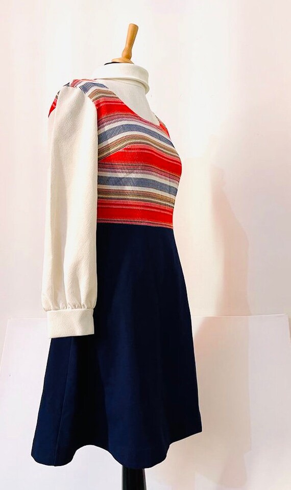 Beautiful vintage late 60s Shady Lane Mod dress - Gem