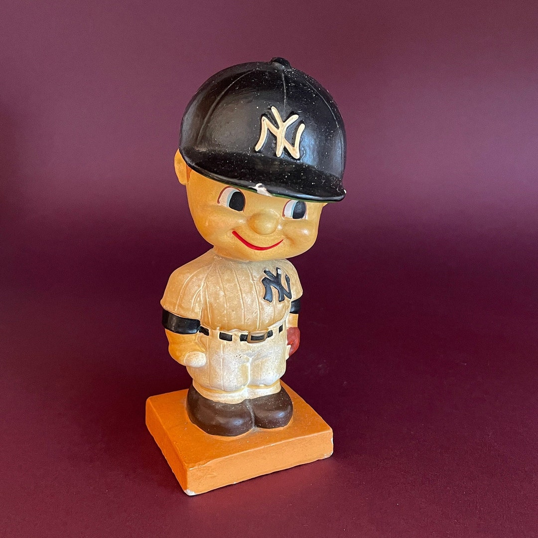 Yankee's Bobblehead Figure Vintage 1960's NY Baseball Memorabilia New ...