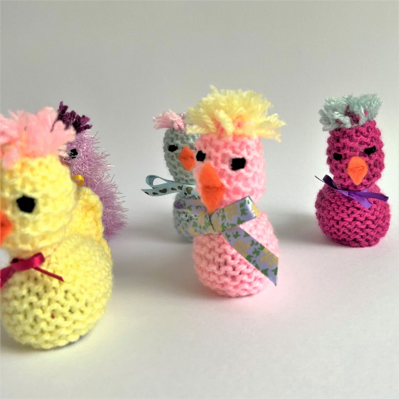 Knitting Pattern 'funky Easter Chicks' Easy Easter - Etsy