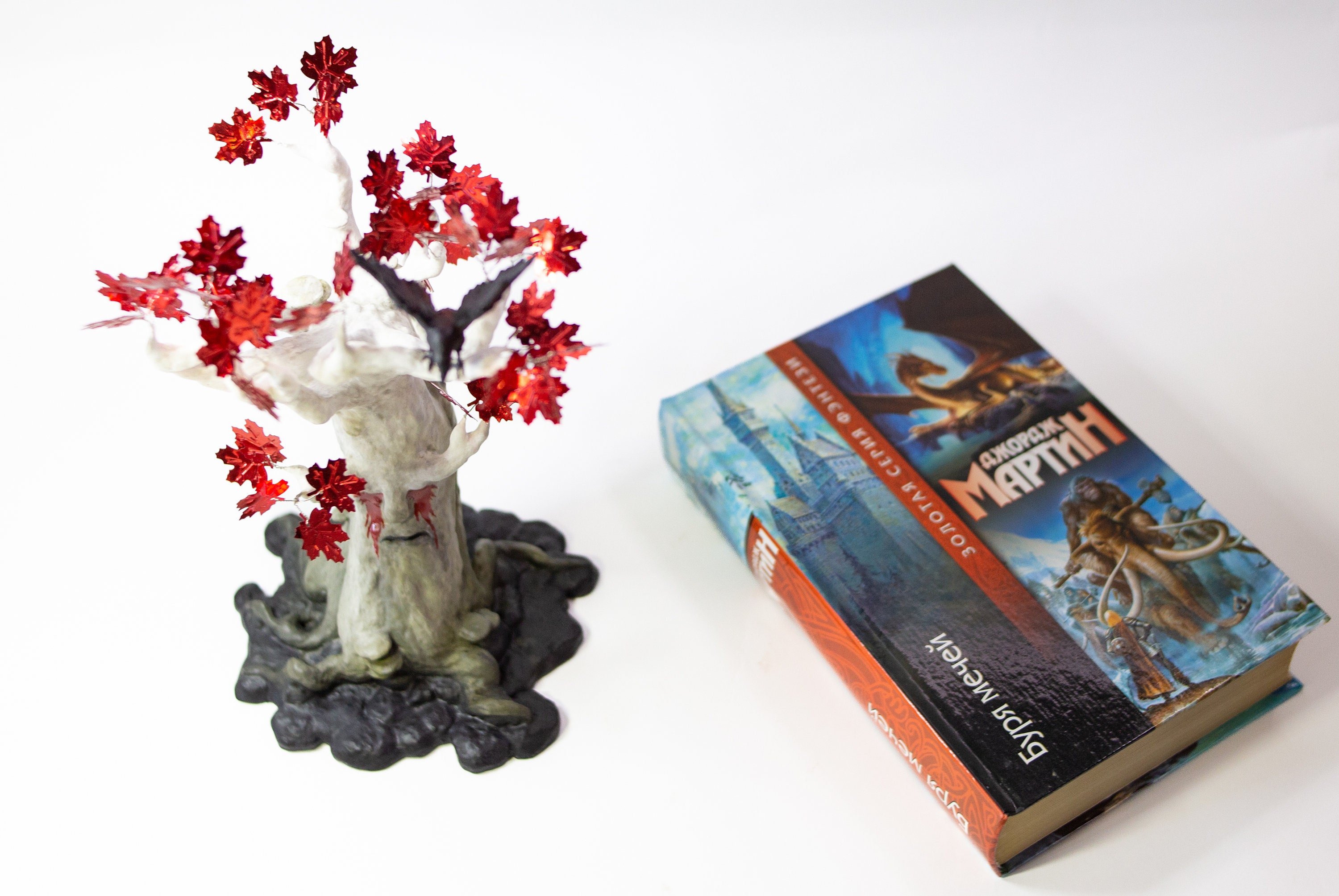 ASOIAF Big Weirwood Tree Game of Throne Tree With Raven - Etsy