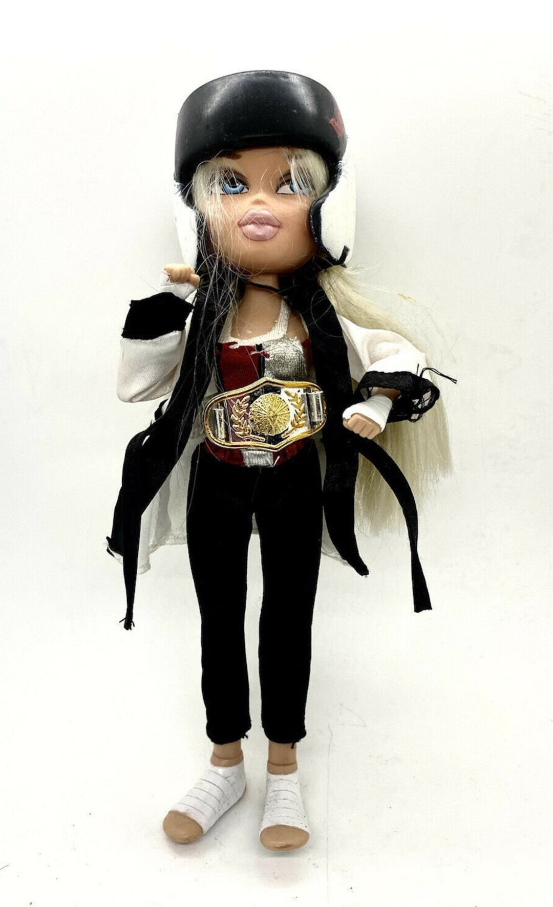Bratz Cloe Doll Kickboxer Sportz With Boxing Robe and Helmet MGA - Etsy
