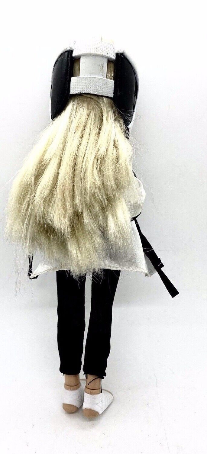 Bratz Cloe Doll Kickboxer Sportz With Boxing Robe and Helmet MGA - Etsy