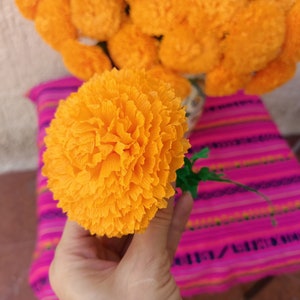 Cempasuchil Day of the Dead Marigold Flowers - Dia De Los Muertos ...