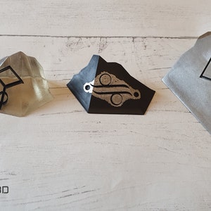 Smallville Stones of Knowledge, 3d Printed, Unofficial. - Etsy