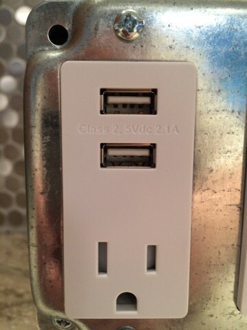 Black Lamp With USB Power Charging Outlets - Etsy