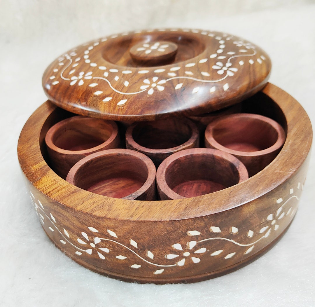 Wooden Handcrafted Round Spice Box / Masala Dabba for Kitchen, Spice ...