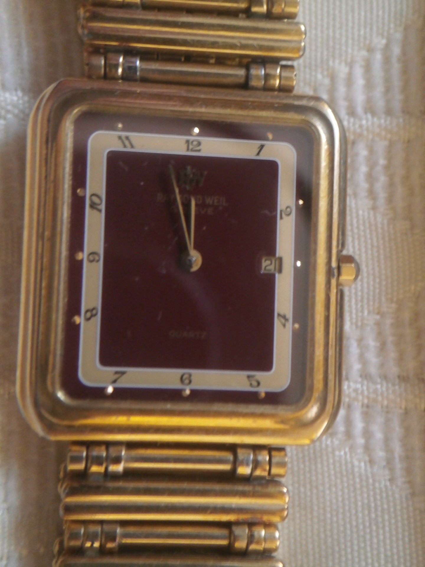 Raymond Weil 18k Gold Plated MENS Wrist Watch #9983, 1983 - Etsy Raymond Weil 18k Gold Plated MENS Wrist Watch #9983, 1983 - Etsy