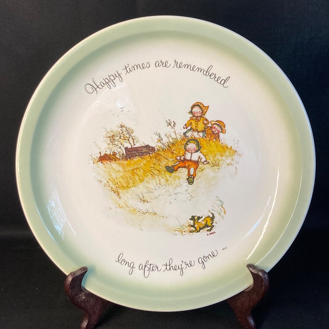 Vintage Holly Hobbie Collectors Edition Plate Happy Times Are