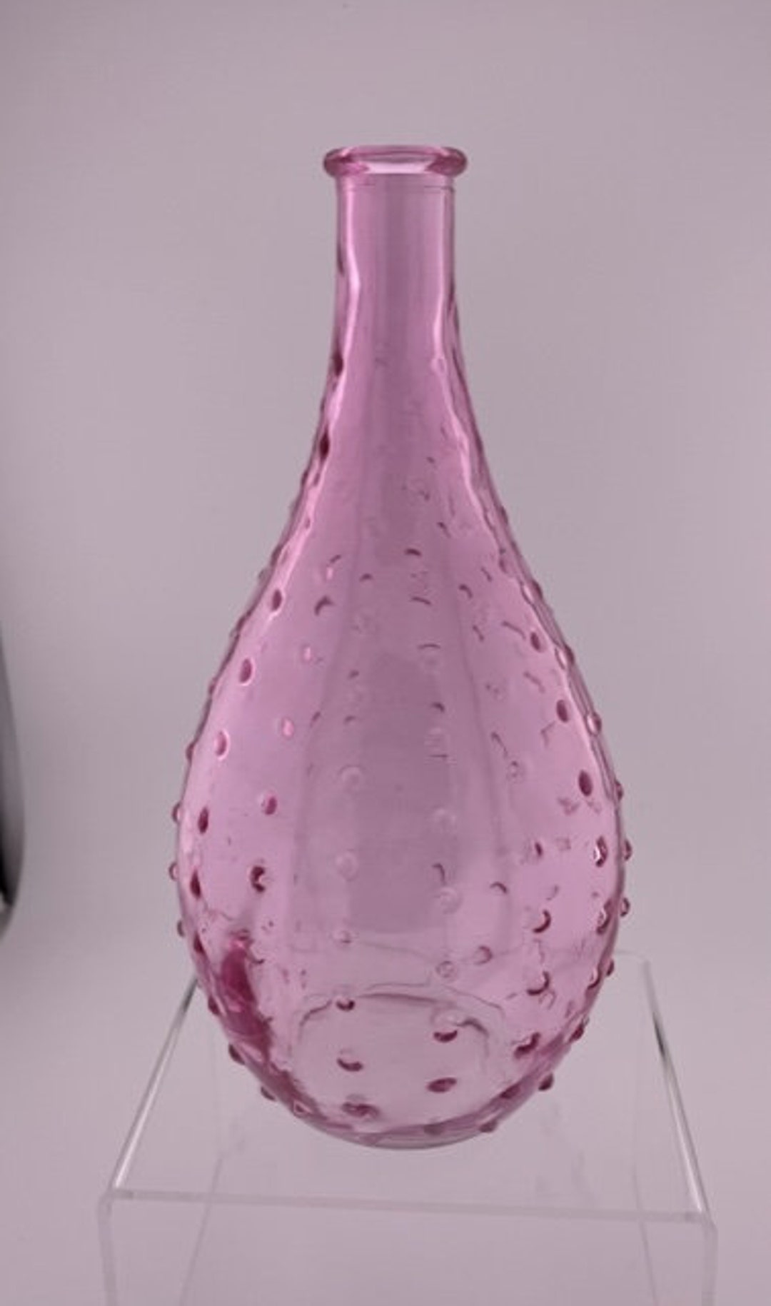 Lovely Pink Hob Knob Style Glass Vase Bulbous Towards the Bottom and ...