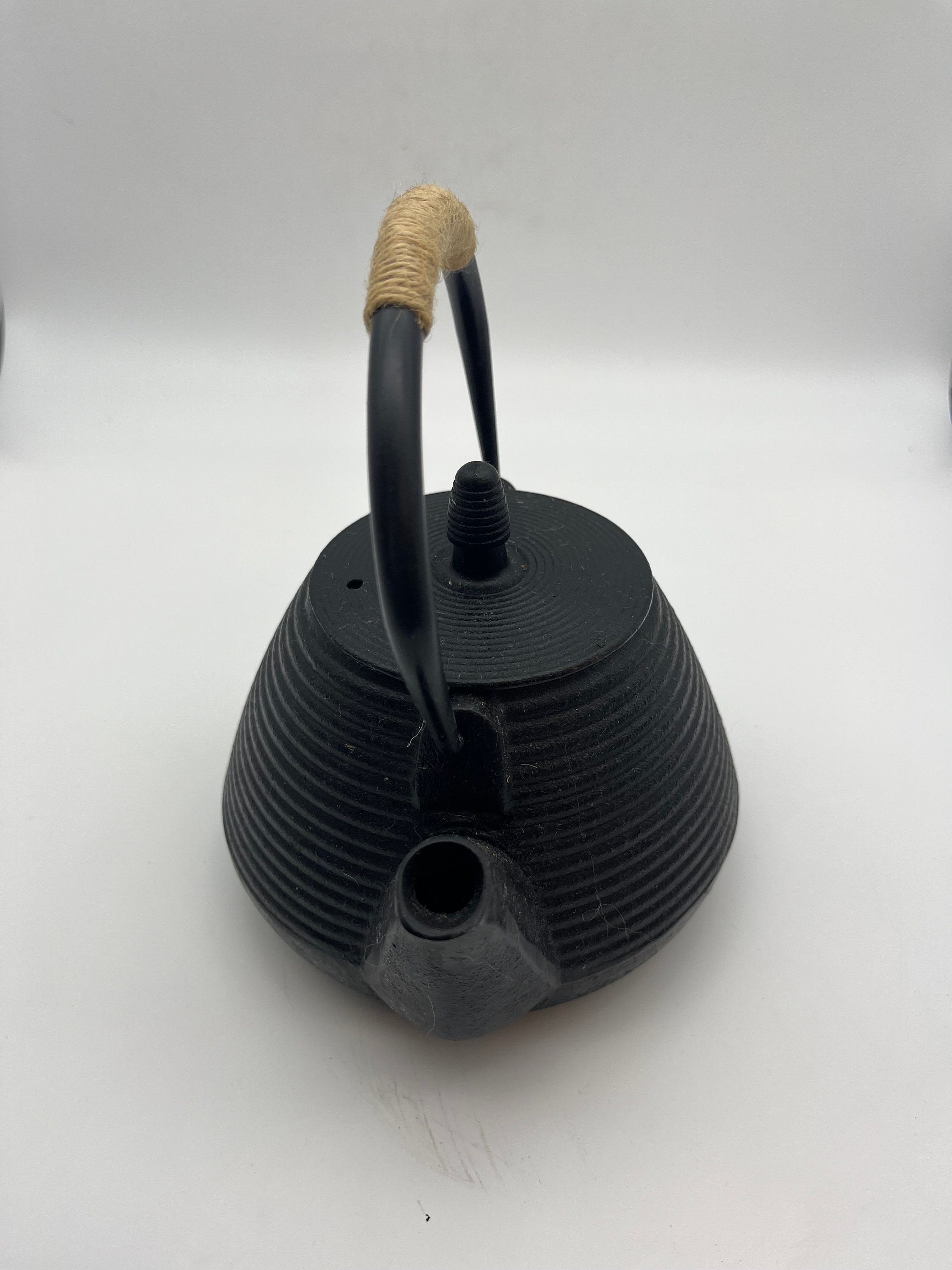 Cast Iron Black Ribbed Tea Pot Teapot Tea Kettle Enamel With Lid and ...