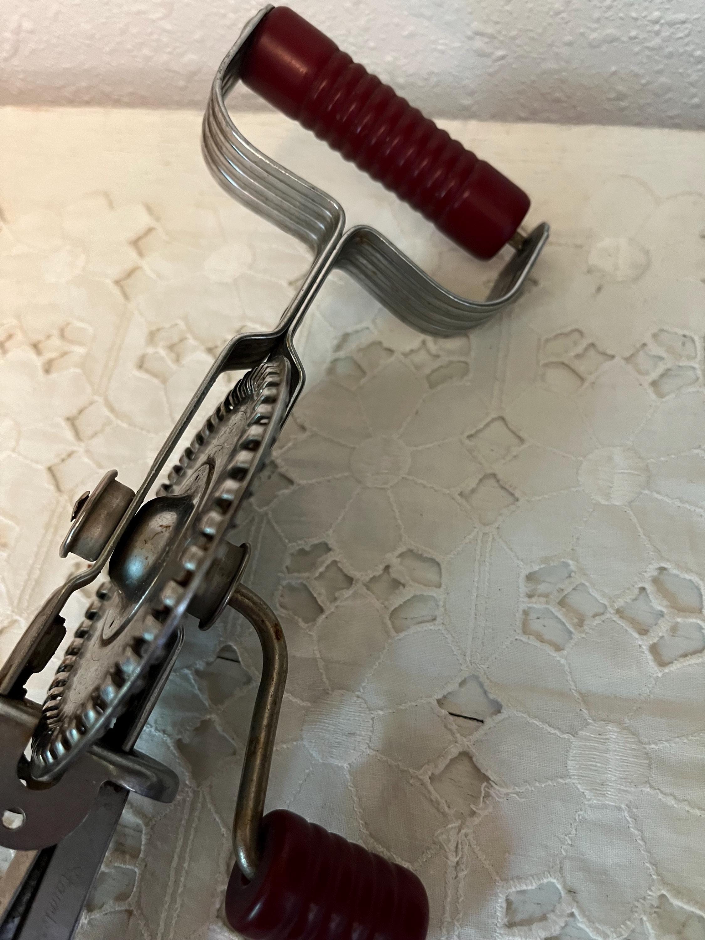 EKCO 12" Hand Mixer Egg Beater Red Bake Lite Handles Stainless Steel ...