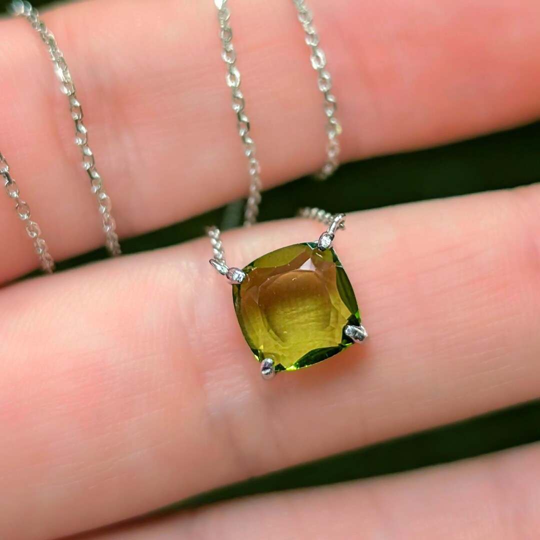 Peridot Necklace, Square Bright Green Peridot Gemstone 3 Ct Necklace in ...