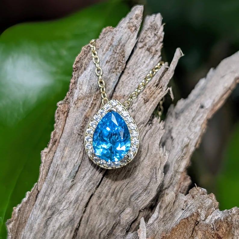 Floating Vintage Teardrop Blue Topaz Halo Pendant Necklace, Blue Topaz ...