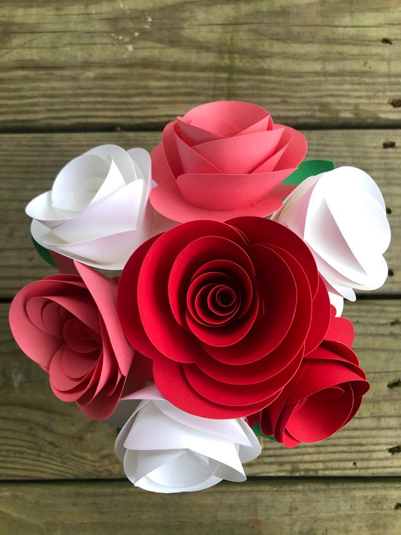 Paper Flower Rose Bouquet: Handmade Cardstock Gift - Etsy