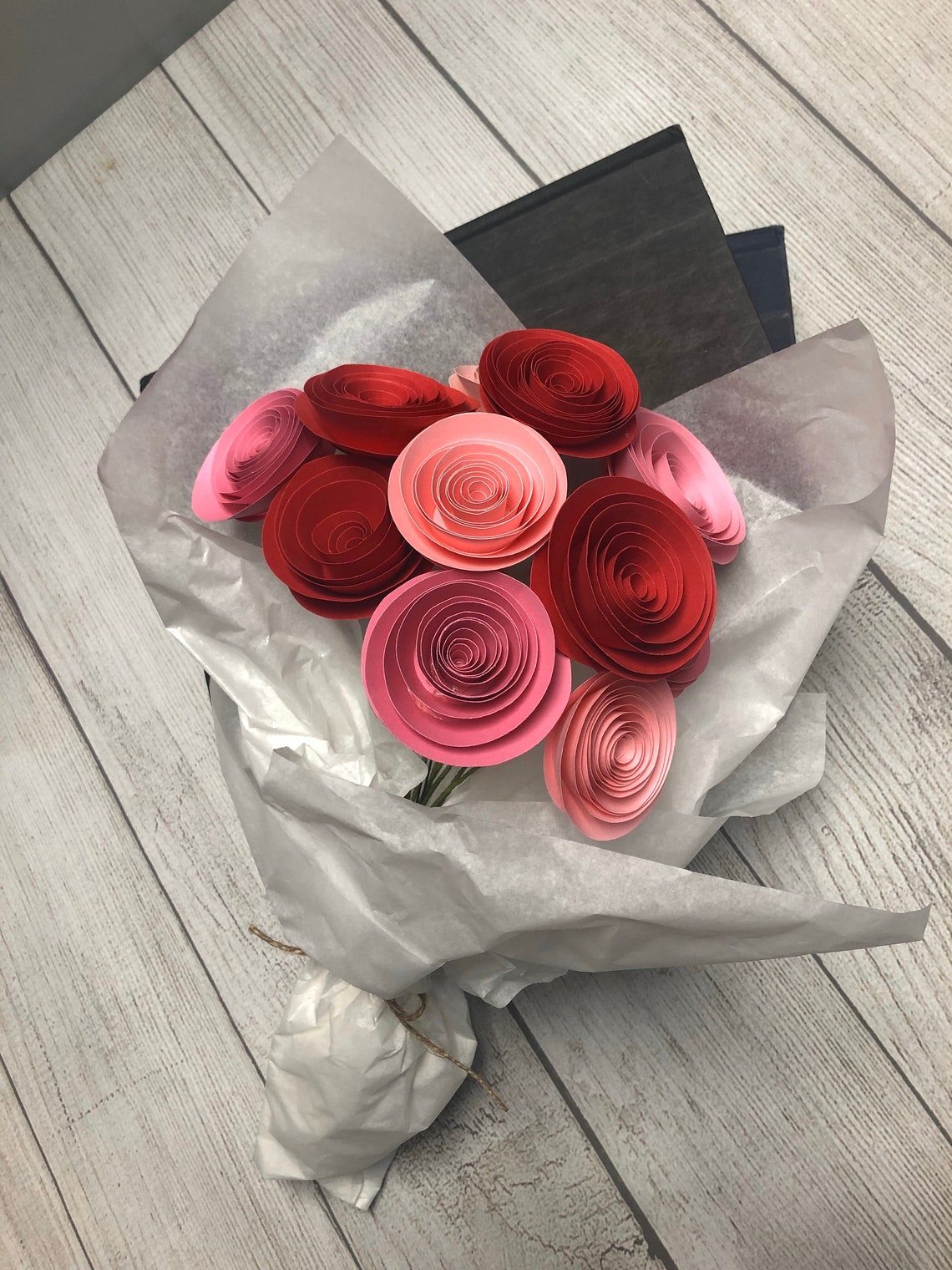 Valentine Paper Flowers Floral Bouquet Paper Bouquet Red - Etsy