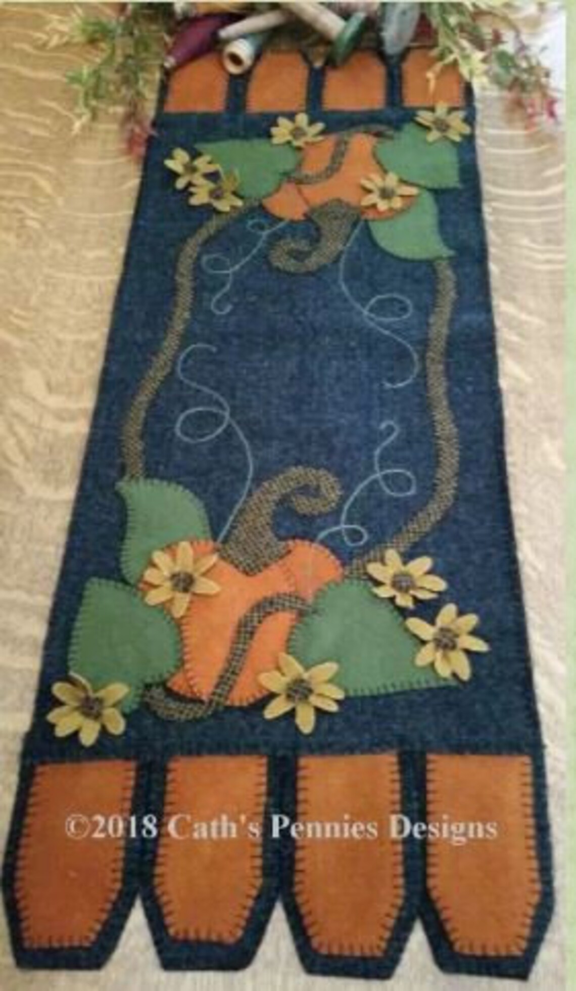 In the Pumpkin Patch ~ Wool Applique Table Runner PATTERN CP196 - Etsy