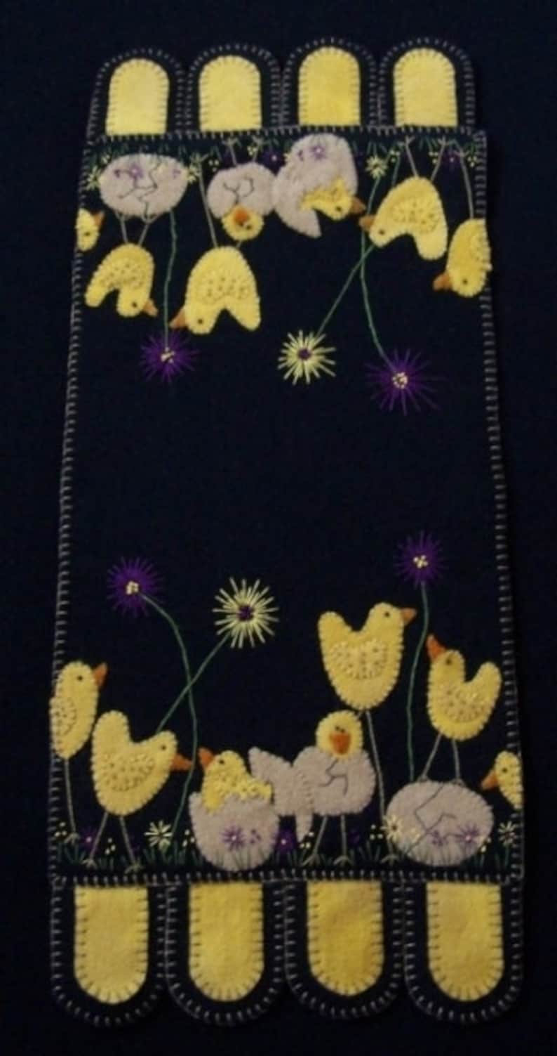 Spring Hatchings Wool Applique PATTERN CP110 - Etsy