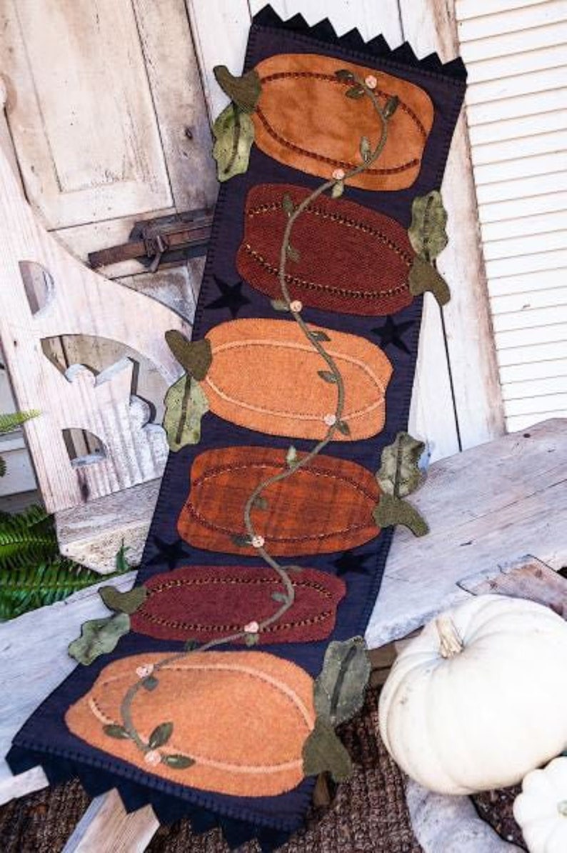 Pumpkin Harvest Wool Applique Table Runner PATTERN HTH325 - Etsy