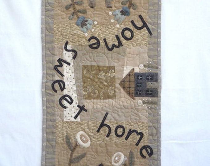 Homebody Table Runner - Wool Applique Table Runner PATTERN - HTH375 - Etsy