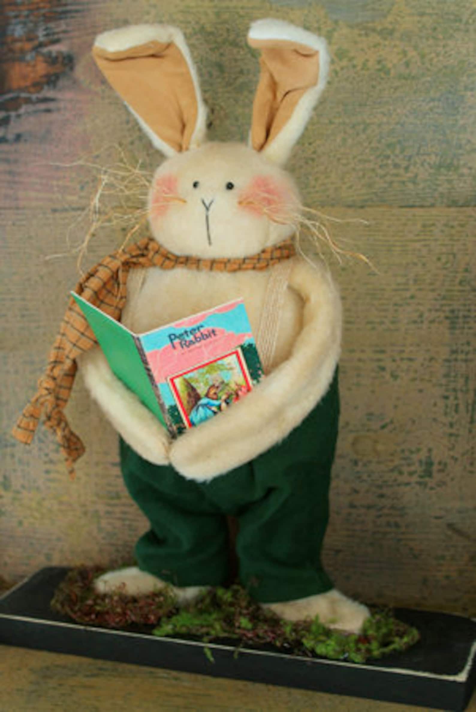 Willie Rabbit primitive Cloth Doll PATTERN CF890 | Etsy