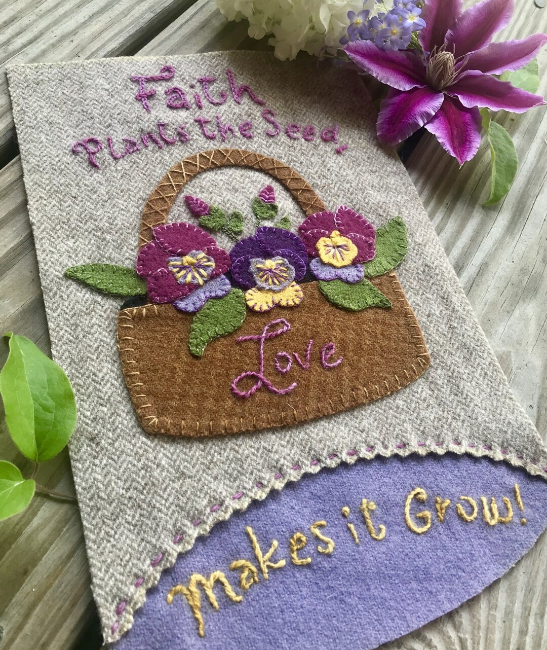 Faith, Love, Grow! ~ Wool Applique PATTERN CPD337 - Etsy