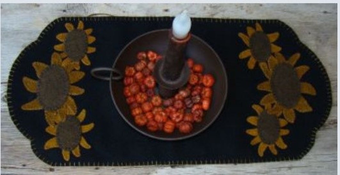 Sunflower Trio Wool Applique Candle Mat PATTERN PRI196 - Etsy