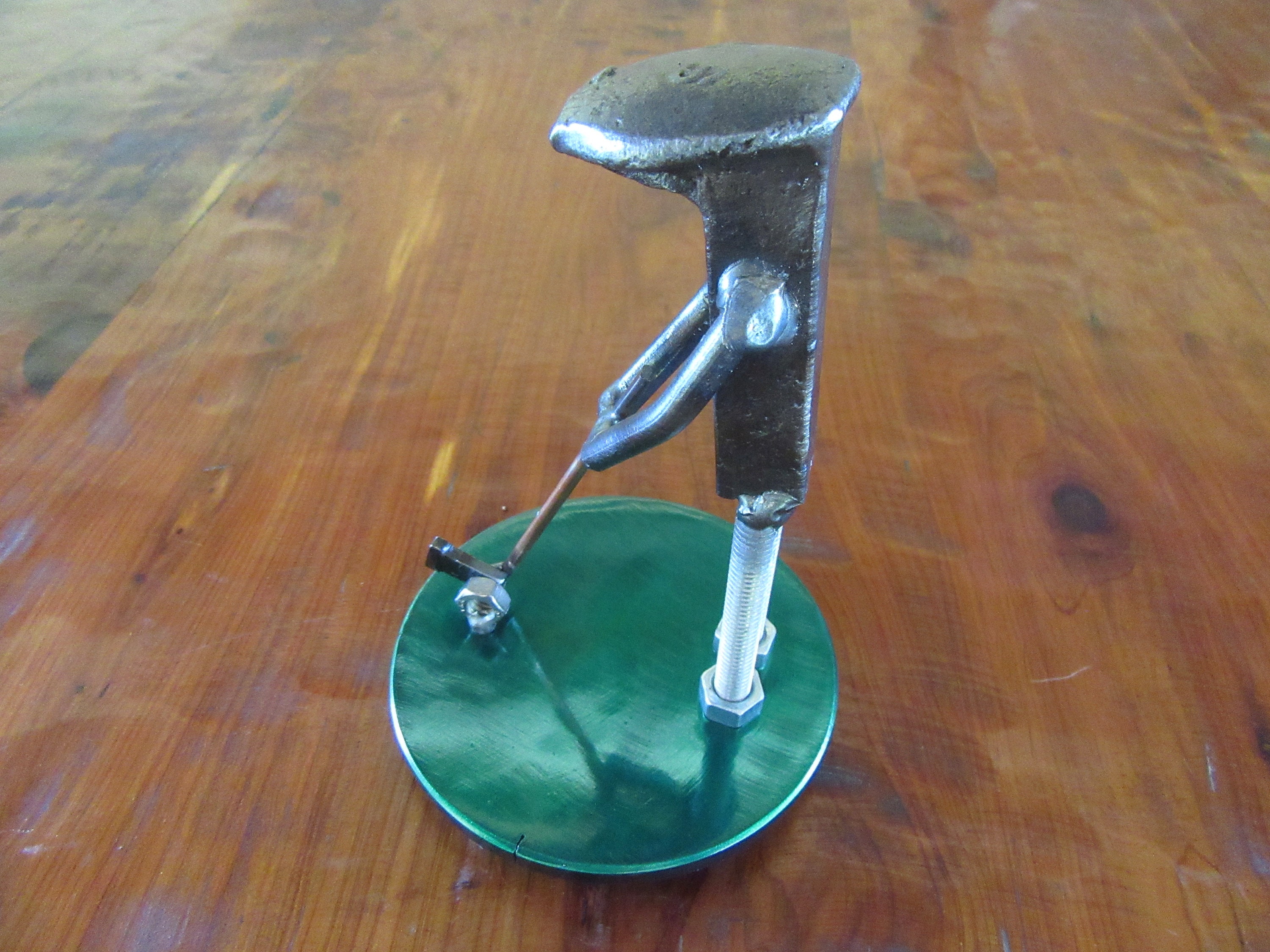 Welded Golfer Sculpture-man Playing Golf Metal Art-scrap Metal Art ...