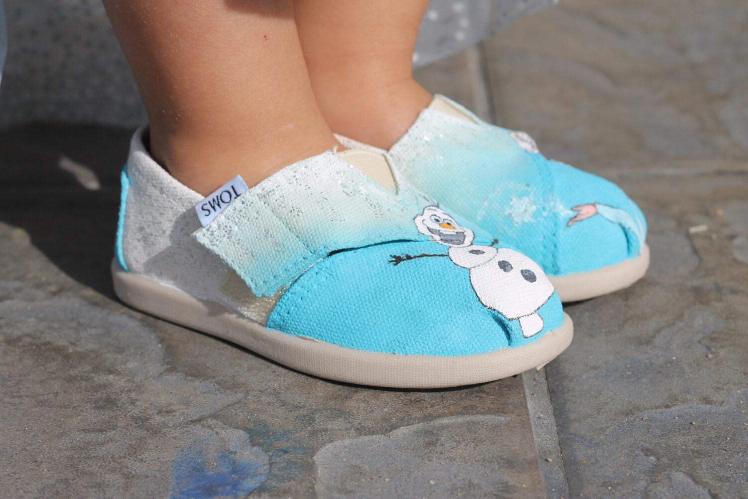 Elsa and Olaf Themed Custom Baby Toms - Etsy