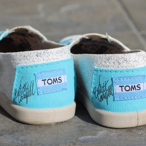 Elsa and Olaf Themed Custom Baby Toms - Etsy