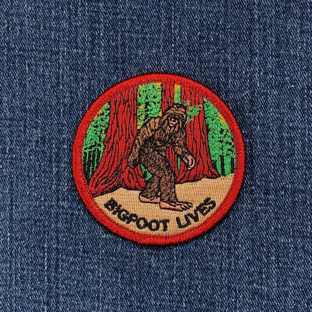 Bigfoot Lives Patch - Embroidered Sasquatch Badge 2.5" (iron On) - Etsy