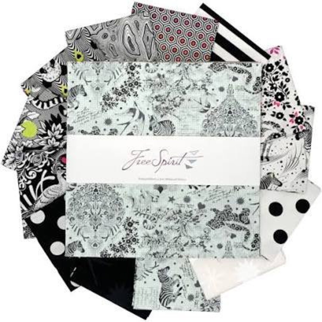 Linework by Tula Pink 42 Piece 10 Inch Squares Layer Cake; 100% Woven ...