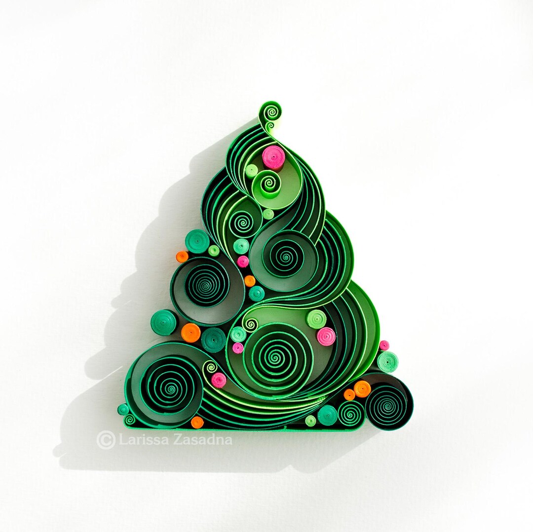 Christmas Tree Green With Ornaments / Quilling Paper Art / Paper Craft ...
