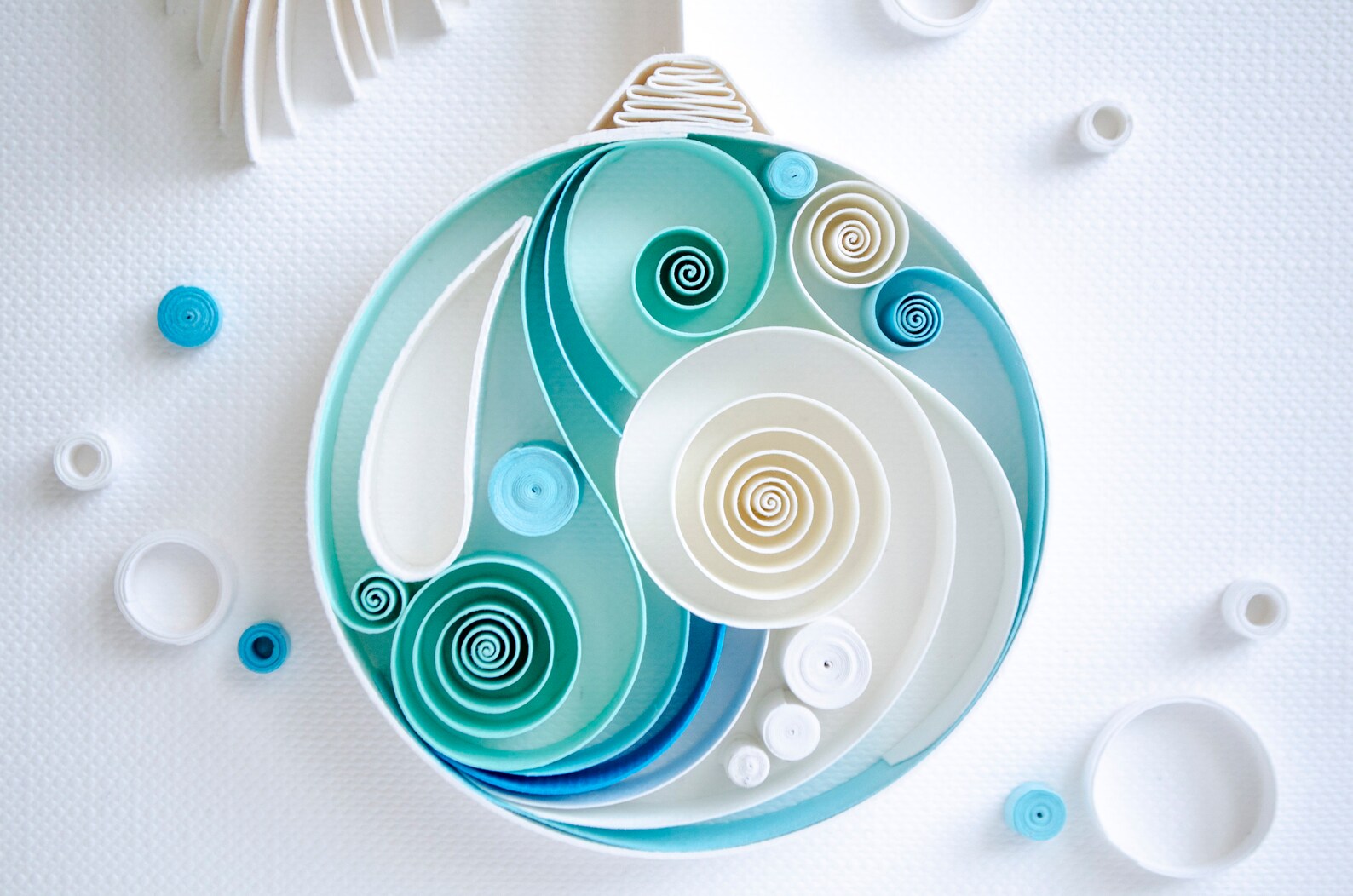 Christmas Ball / Quilling Art / Paper Craft / Gift / Home Decor / Card ...