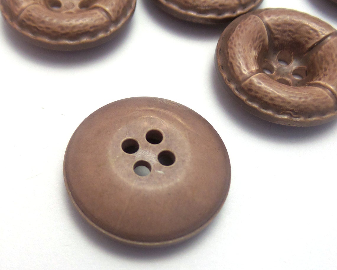 12 Vintage Leather-like 80s Tan Buttons - Etsy