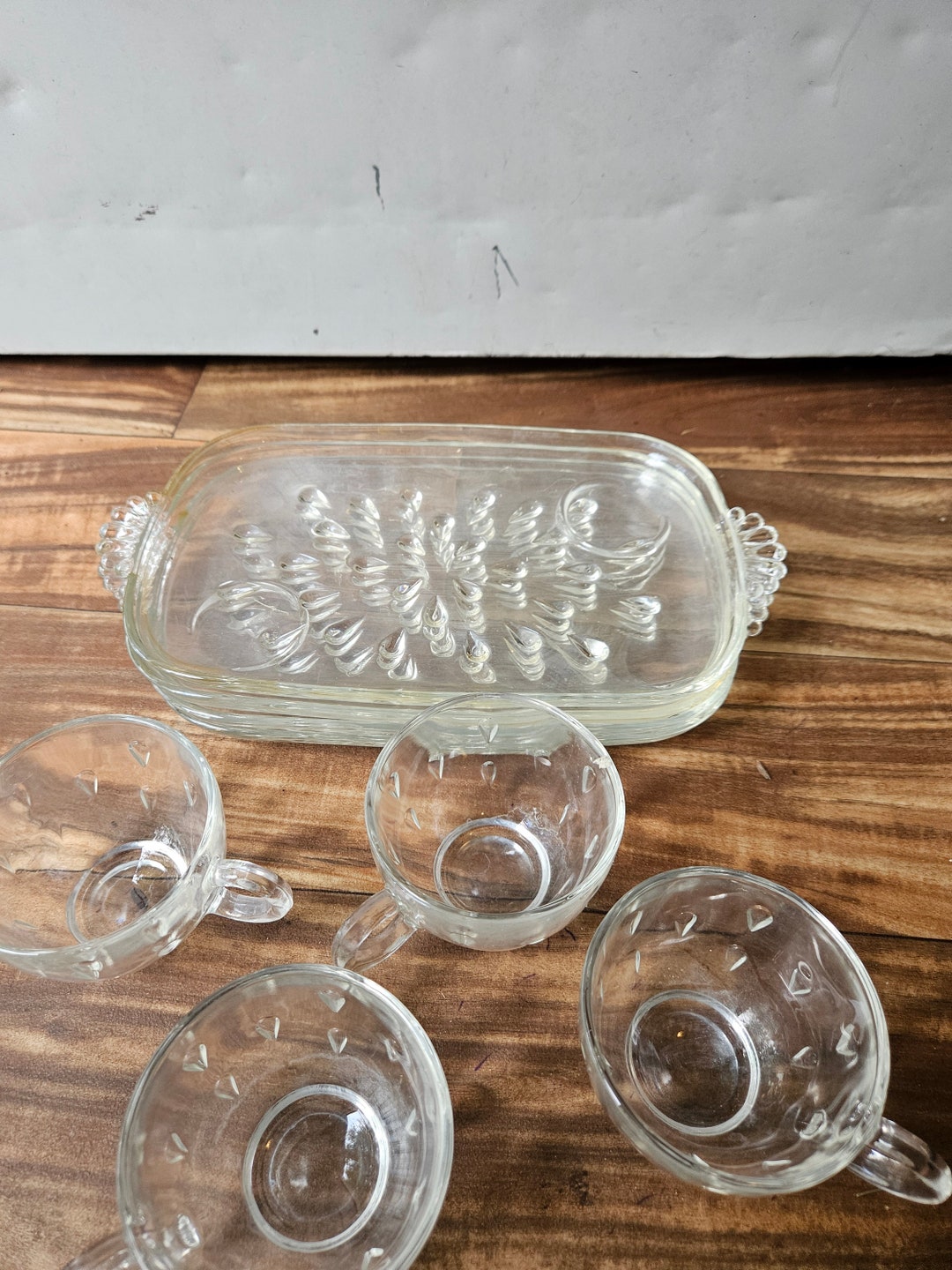 Hazel Atlas Glass Snack Set Teardrop Pattern 8 Piece Glass Snack Set ...