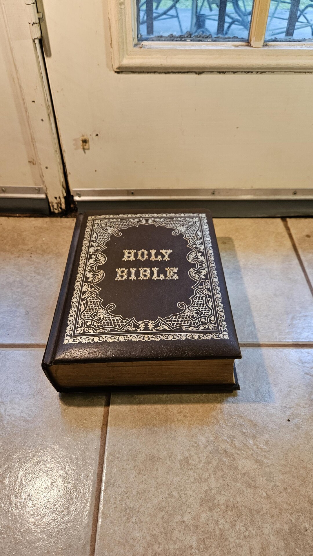 Holy Bible Family Record and Library Rrference Edition Crusade Holy ...