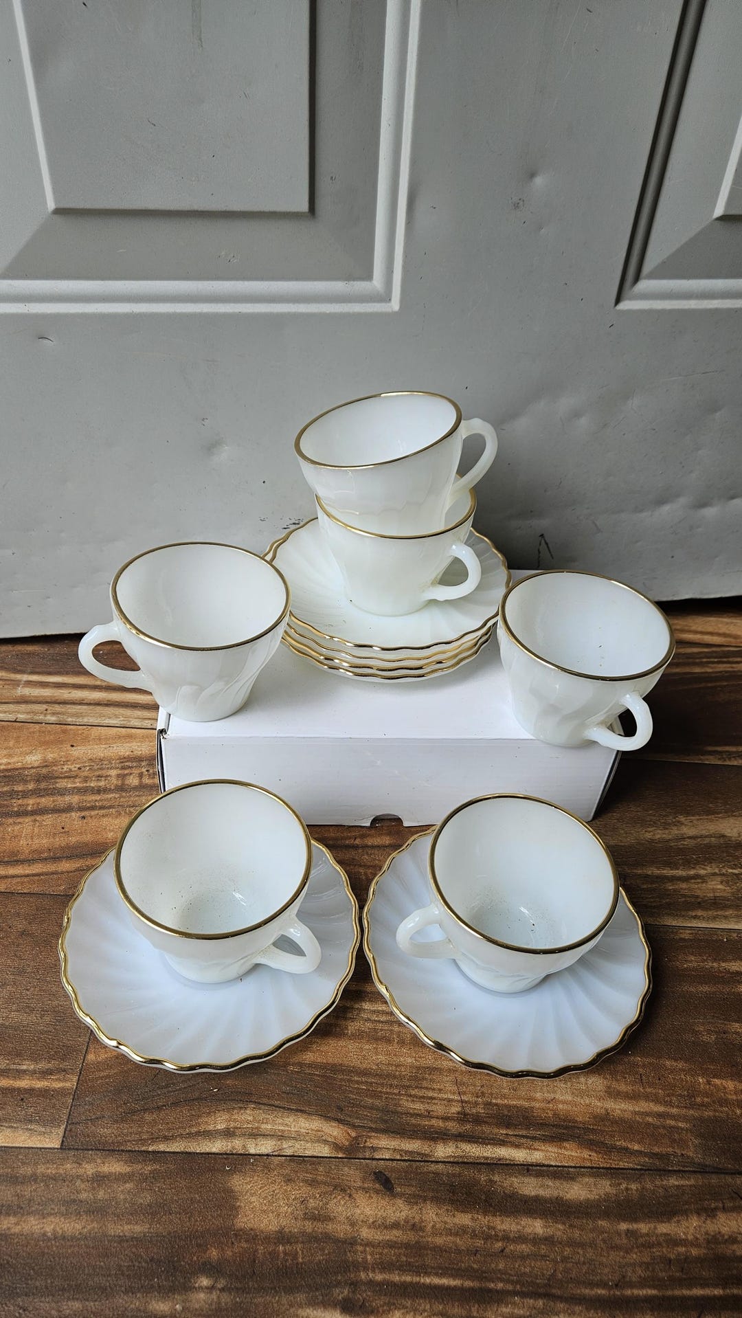 Vintage Anchor Hocking Fire King Tea Cup Sets, White Swirl Gold Trim ...