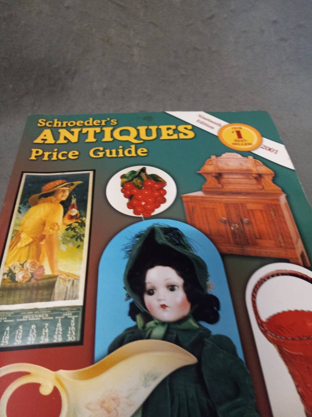 Schroeder's Antiques Price Guide Identification and Values of Over ...