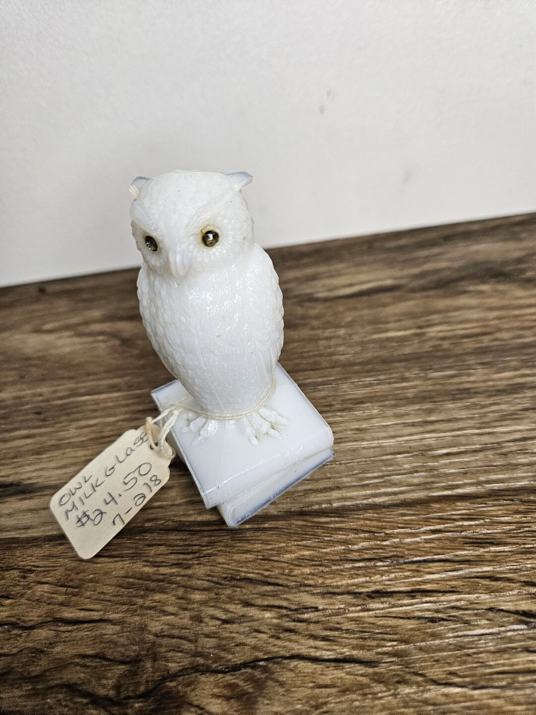 Vintage Westmoreland Art Milk Glass Owl on Books Figurine - Etsy