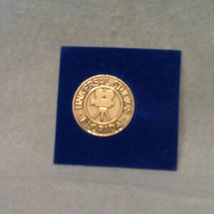 Universal Studios Florida Hollywood Z Earthquake Medallion Metal - Etsy