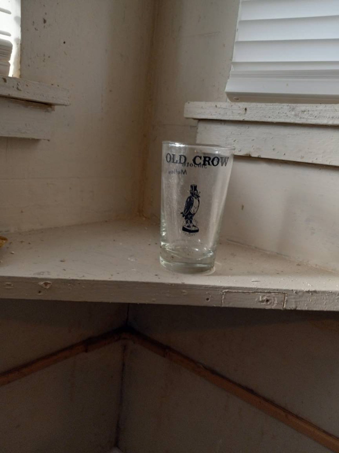 Old Crow Whiskey Glass Famous Smooth Mellow Old Crow Tumbler Glass N D ...