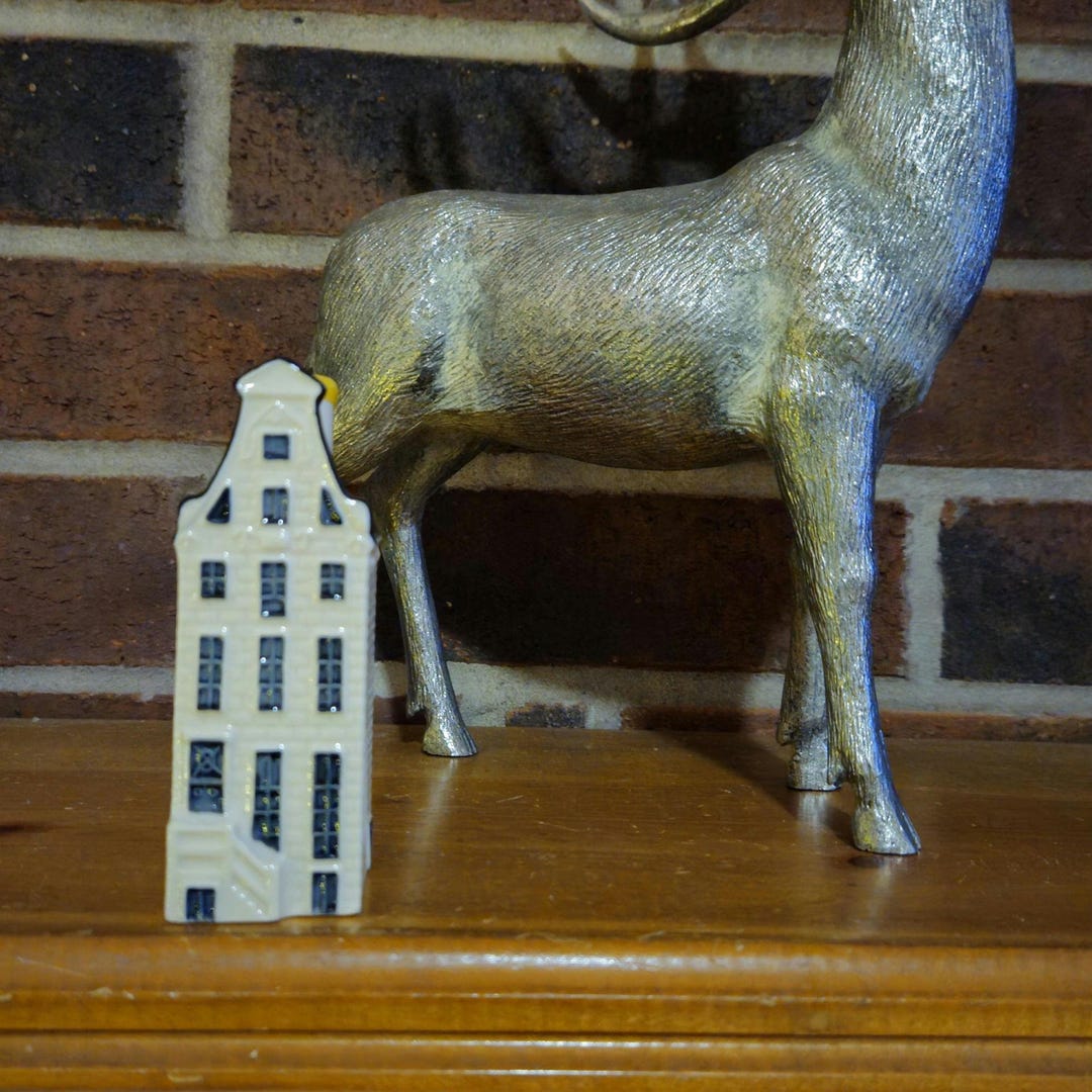 KLM Airlines #38 Porcelain Blue Delft Miniature House Figurine ...