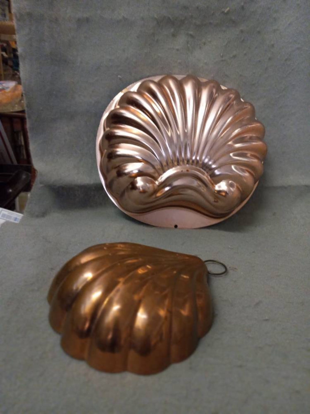 Wearever 6 Cup 2980 Mold and Copper Look Shell Molds With Hangers Shell ...