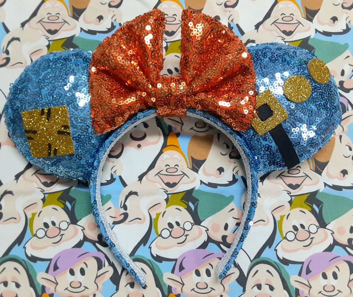 Happy Snow White and the Seven Dwarfs Handmade Inspired Mouse | Etsy