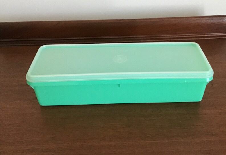Vintage Tupperware Green Celery Storage #892 Vegetable Crisper Keeper ...