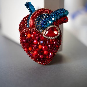 Anatomical Heart Brooch, Human Heart Pin, Medical Anatomy Pins for ...