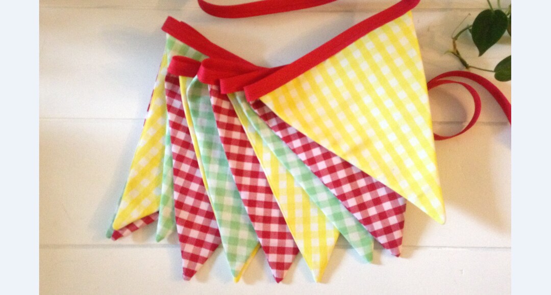 PICNIC GARLAND - Picnic Decor - Birthday Decor - Picnic Party Decor ...