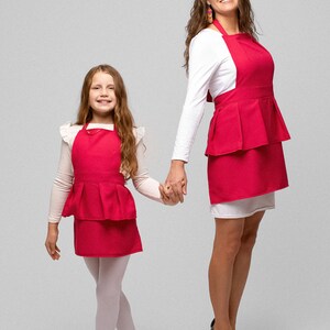 Matching Mommy and Me Aprons, Pink Color Aprons Set for Mom and ...